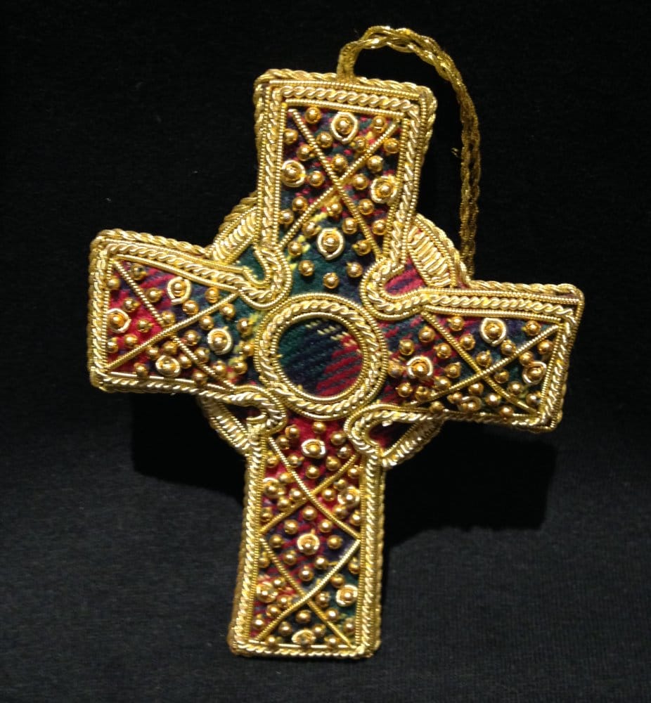 Christmas Decoration - Celtic Cross - Loch Ness Gifts